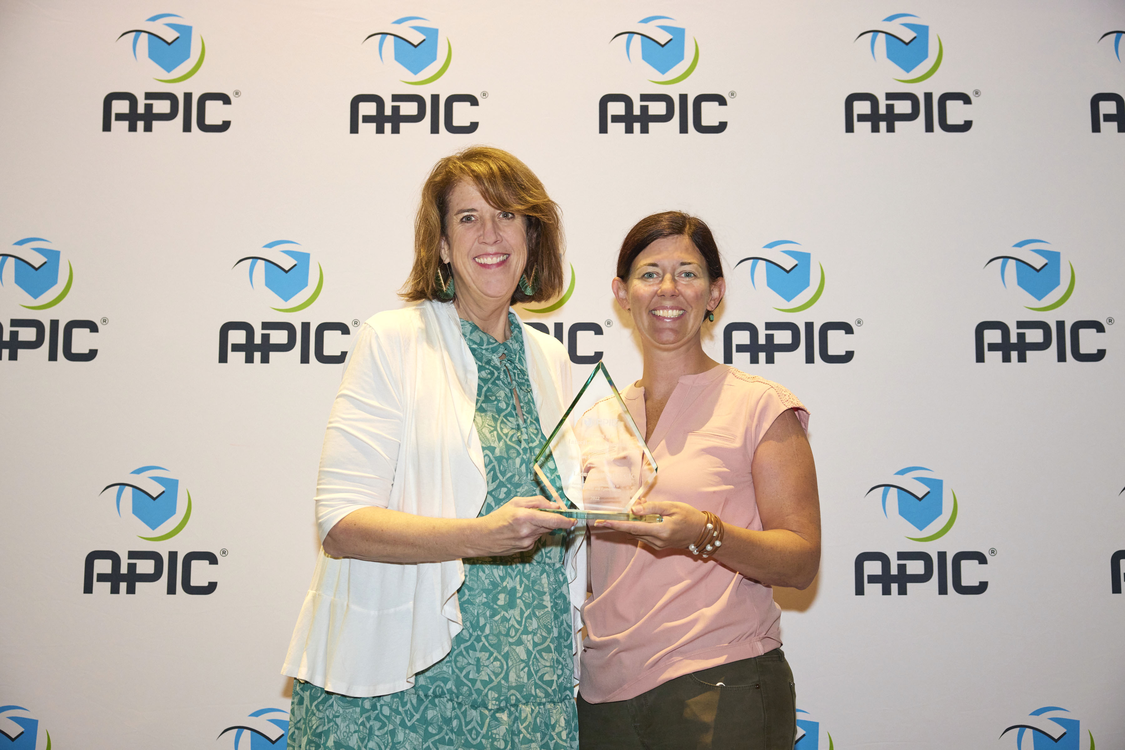Jodie Leonard, BS, RN, CIC Wins APIC Hero of Infection Prevention Award
